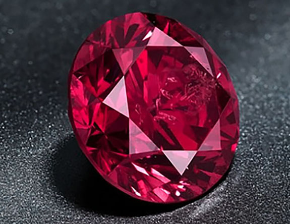 Red 'Argyle Phoenix' Diamond Sets Two Records at Phillips' Geneva ...